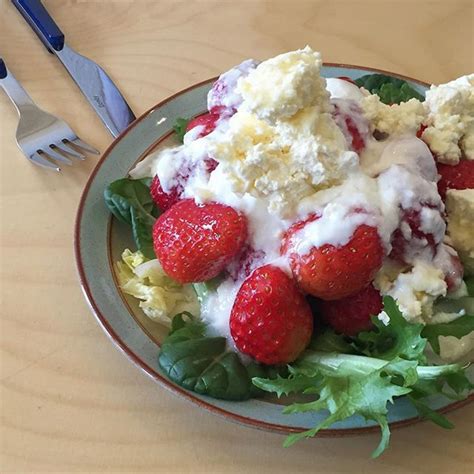 딸기 리코타 요거트 조합은 꾸울맛 Food Photo And Video Instagram Photo