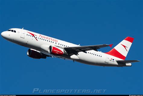 OE LXC Austrian Airlines Airbus A Photo by Samuel Rößler ID