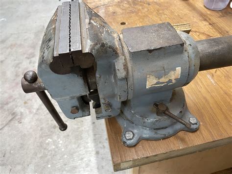 Vise Brand R Tools