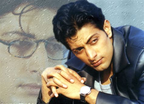 Priyanshu Gallery Mahi Gill Hot Scene