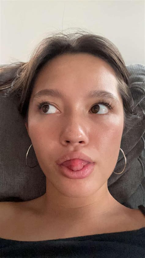 Lily Chee X Snap Selfies R Lilychee18