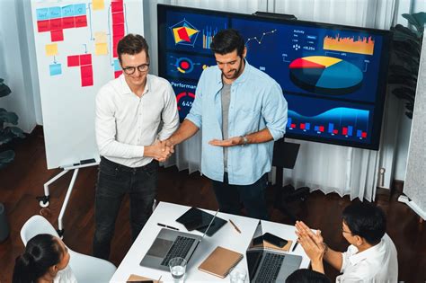 Simplify Data Pipelines With Microsoft Fabric