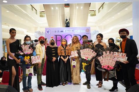 Bcp Sukses Adakan Special Event Dengan Beragam Lomba — Kover Magazine