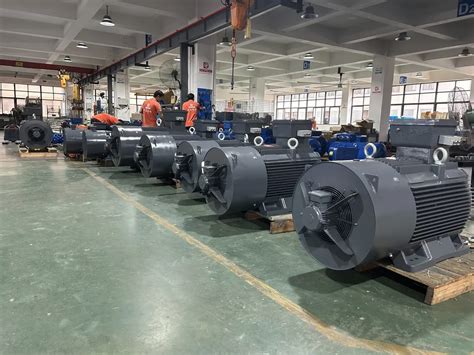Why Induction Motors Are Perfect For Factory Efficiency