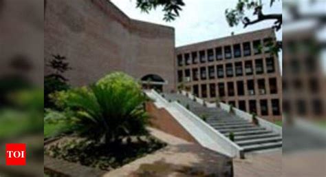 In A First Iim Ahmedabad Students Get Mba Degree Times Of India