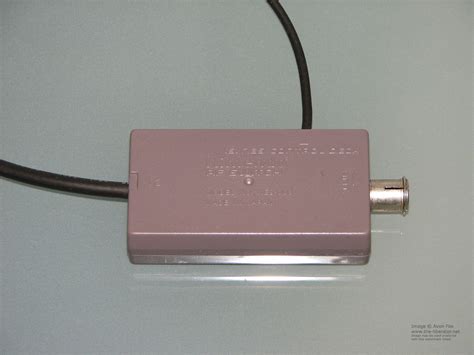 Nintendo Entertainment System NES Famicom Game Console