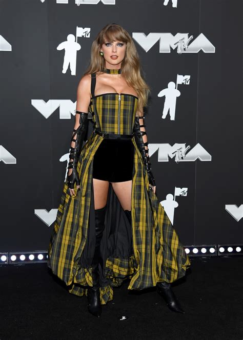 Taylor Swift Is Officially The Worlds Richest Female Musician Maxim