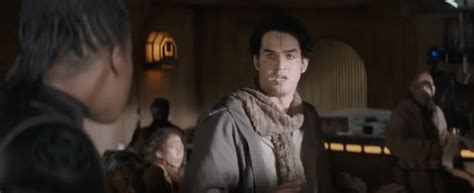 Benny Safdie Co Director Of Uncut Gems Made A Cameo In The New Obi Wan