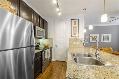 Berkshire Lakeway 5313 Serene Hills Dr Lakeway Tx Rent