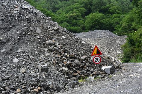 한국의 텅스텐 생산 세계 2위로 도약 중국 독점에서 벗어날 수 있다