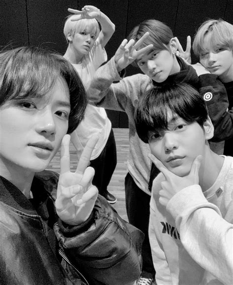 Blip ️투바투 단체사진모음 ️ 저장시 ️또는💬