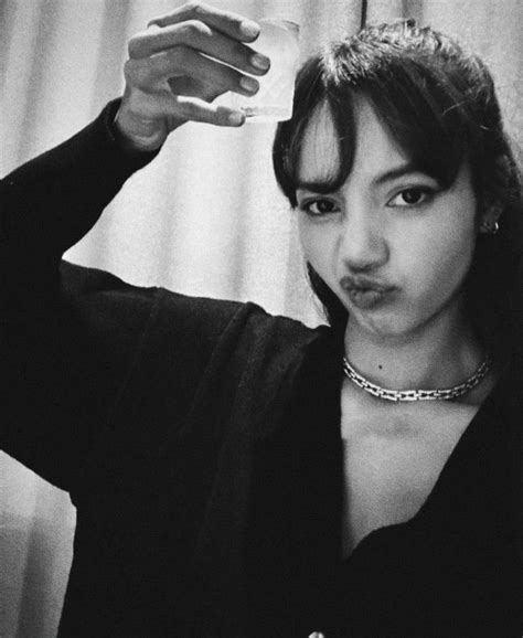 Идеи на тему «lisa 68 знаменитости красивые девочки корейские актрисы