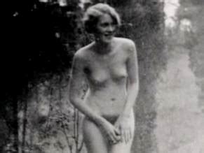 Elizabeth Lee Miller Nude Aznude