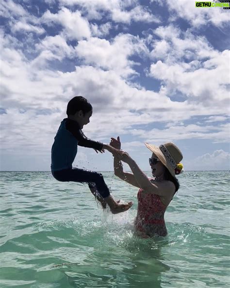 Lucy Liu Instagram Tropic Like Its Hot Gethu Cinema