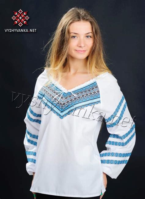 Украинская вышиванка женская, синяя вышивка, арт. 0036