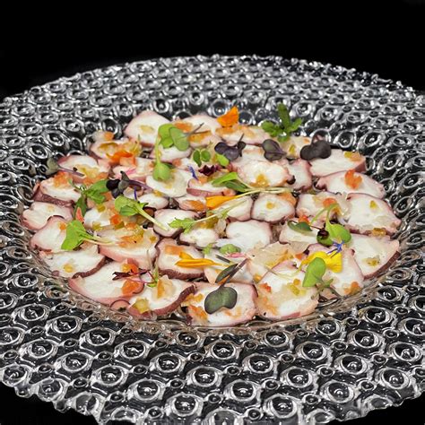 Carpaccio De Pulpo Marinado En Pico De Gallo Comisqueros