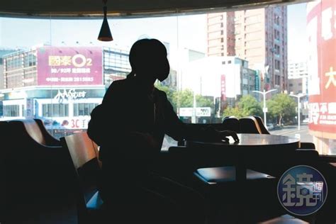 新聞 博士版李宗瑞「第一次給我是美好回憶」 看板 Sex 批踢踢實業坊