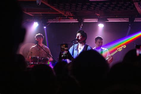 Carson Coma Sorozat Mutatja Be A Tagok Mindennapjait