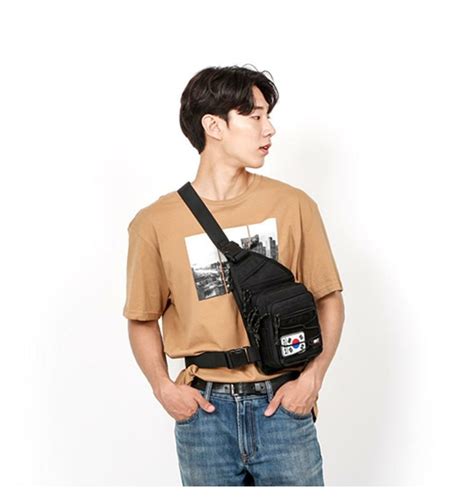 다양한수납 방수 아웃도어 슬링백 남자슬링백추천 남성가방 웨이스트백 슬링백가방 여행슬링백 어깨가방 티몬