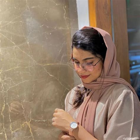 1135 Girls Dp Images Photos Pictures And Wallpapers Stylish Dp