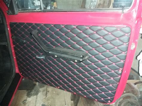 Дверные карты, тоннель пола — Lada 4x4 3D, 1,7 л, 1996 года | своими ...