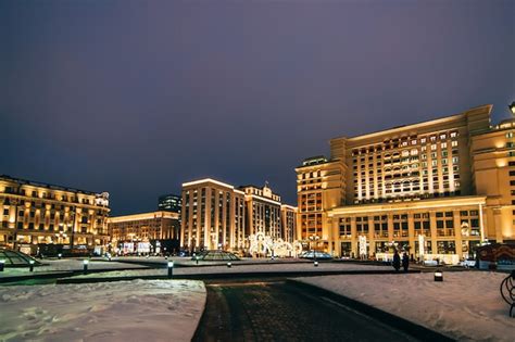 Premium Photo | The four seasons hotel moscow, view from manezhnaya square