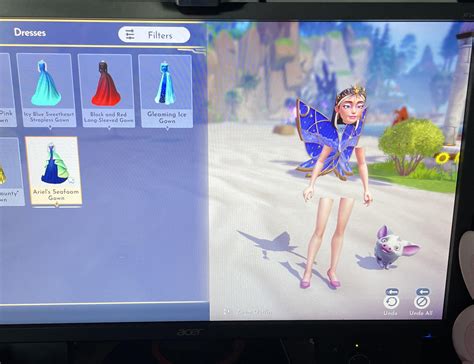 Glitch Bug Finished Ariels Level 10 Quest And She Gave Me Her Seafoam Gown Tried It On In Her