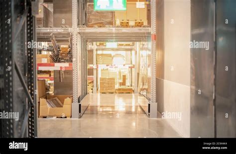 Shopping Cart Storage Area In Hi Res Stock Photography And Images Alamy