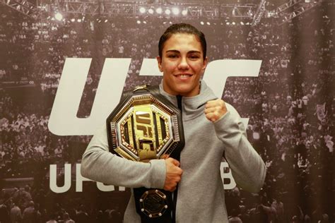 Mixed Reactions From Fans As Jessica Andrade Signs Up For Onlyfans