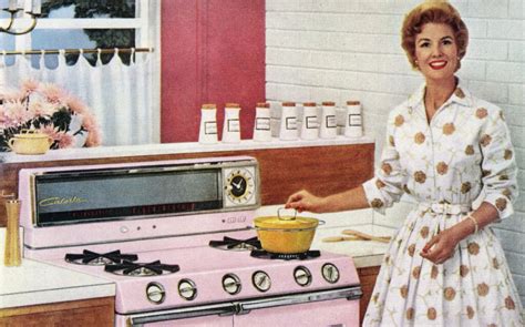 Dr Sarah Brouillette Publishes Post About The Rise Of The Tradwife In