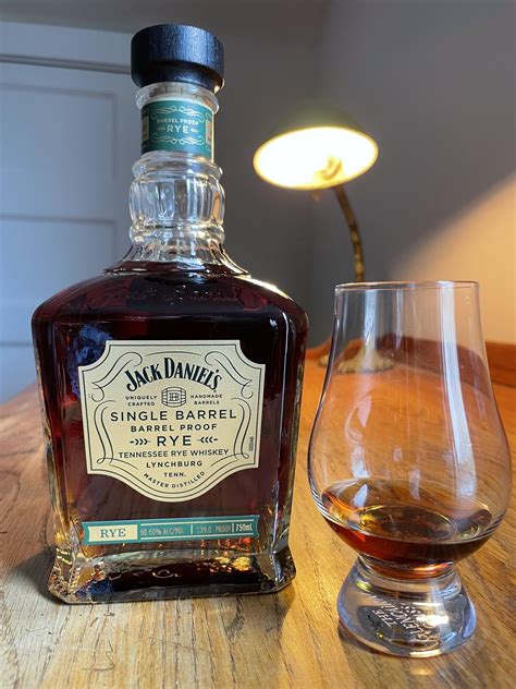 Review 39 Jack Daniels Single Barrel Barrel Proof Rye R Bourbon