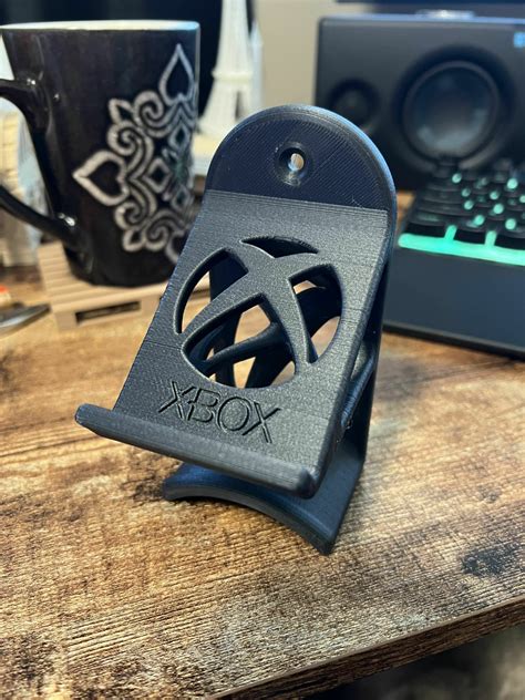 Xbox Controller And Headset Holder By Madizmo Makerworld Download Free 3d Models