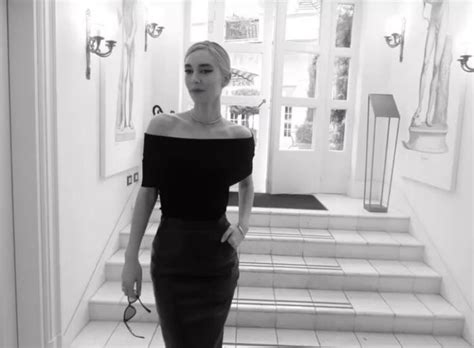 Ghim Trên Vanessa • K