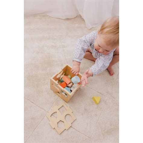 wooden shape sorting cube