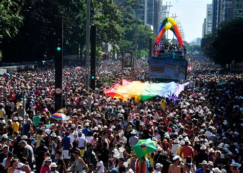 10 Of The Biggest Pride Celebrations Around The World Stacker