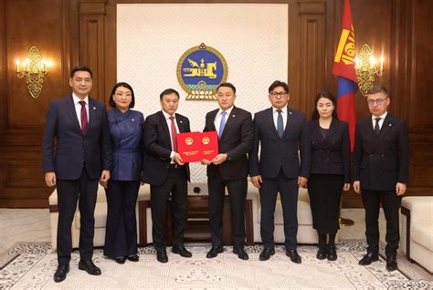 Цусны донорын тухай хуулийн төсөл өргөн мэдүүллээ Subeedei Mn