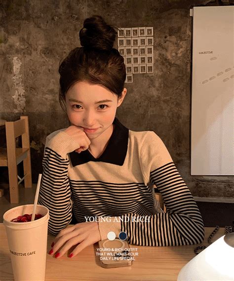 배색카라🤍스트라이프 마린 배색 스트라이프 Knt 에이블리