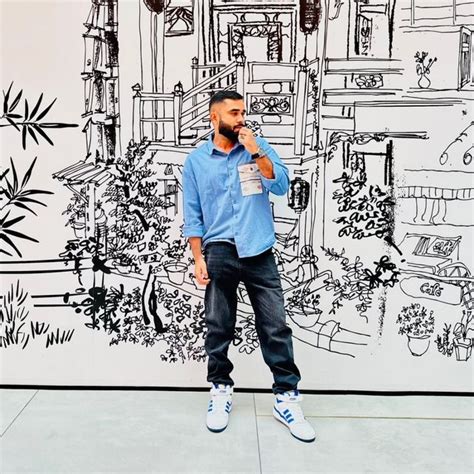 Gafoor Sha Sha Threads Say More