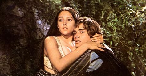 ‘줄리엣 올리비아 핫세 “10대 때 감독이 노출 촬영 강요”…수천억대 소송 제기