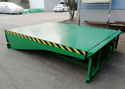Hydraulic Loading Platform Electric Dock Leveler 20003000mm Built In