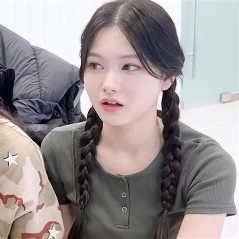 Mayu Triple S ‘지우는 마유 언니가 귀엽다signal 230920