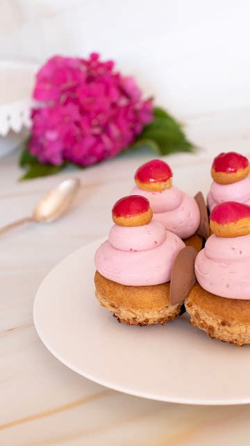 Couronne De Choux Ruby Framboise And Chocolat Taketimetocook