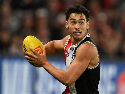 AFL leaders St Kilda steamroll Gold Coast