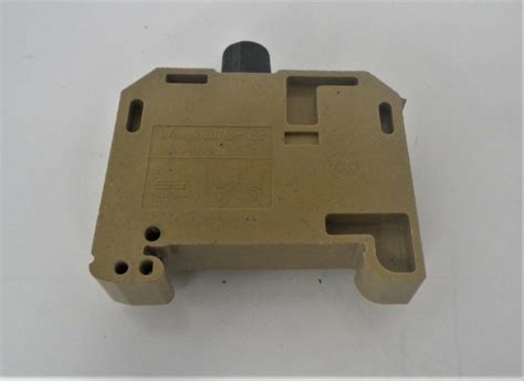 Saks 1 35 Saks135 Weidmuller Fuse Terminal Block 250v 6 3a 5x20 Used Tested Pcm Surplus World