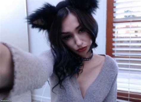 This Kitten Has Fangs Sexy Fandom