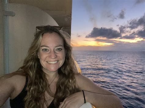 Chelsea Stobaugh Fora Travel