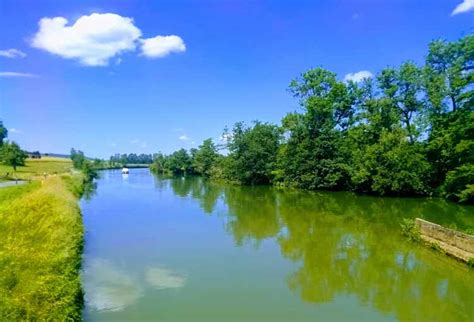 Eurovelo 19 Meuse Cycle Route French Section Freewheeling France