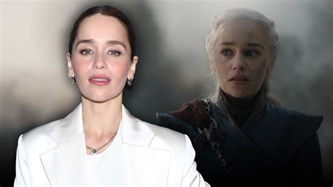 Emilia Clarke Game Emilia Clarke Says Shes At Peace With Danys Game