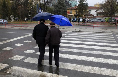 По новогодишниот албанските пензионери ќе добијат и пролетен бонус Независен Весник