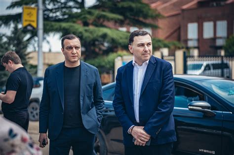 თბილისის ვაკის რაიონში ქაქუცა ჩოლოყაშვილისა და გიორგი წერეთლის ქუჩების სრული რეაბილიტაცია